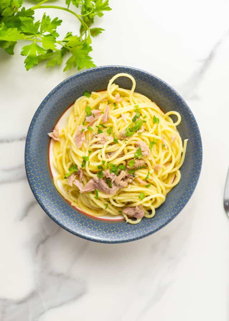Super Easy Easy 20 Minute Canned Tuna Pasta - Ambitious Foodie