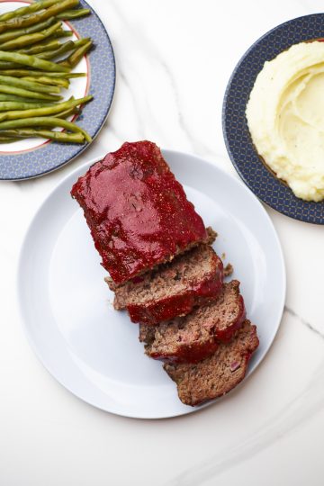 Easy Lipton Onion Soup Meatloaf Recipe (Juicy!) - Ambitious Foodie