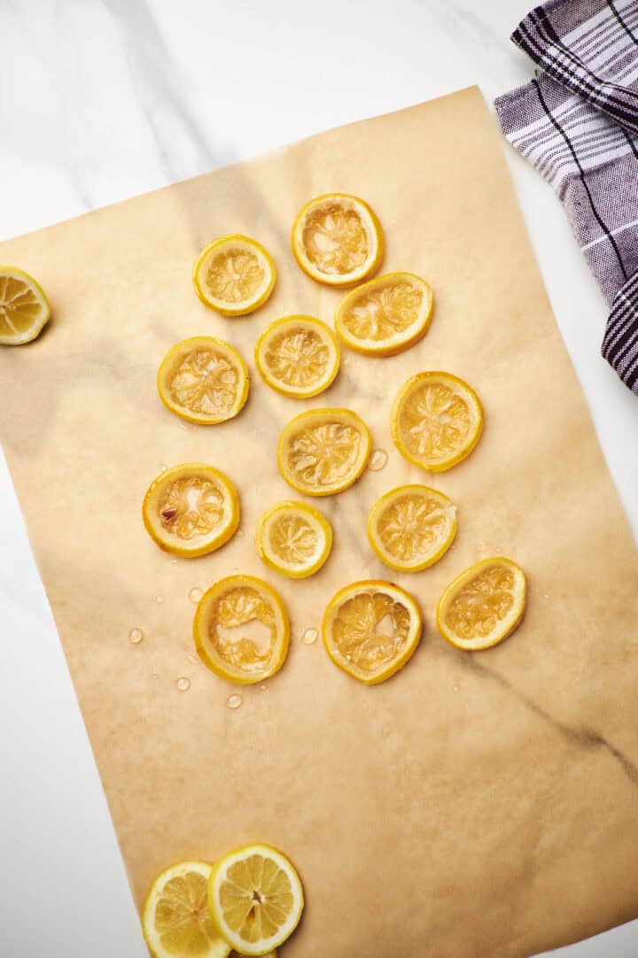 How To Make Candied Lemon Slices (So Easy!) - Ambitious Foodie