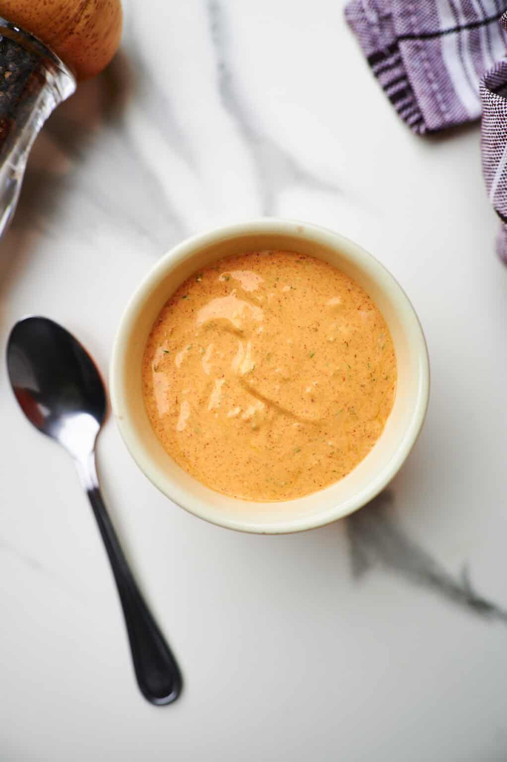 Easy Chipotle Sauce (5 Minutes) - Ambitious Foodie