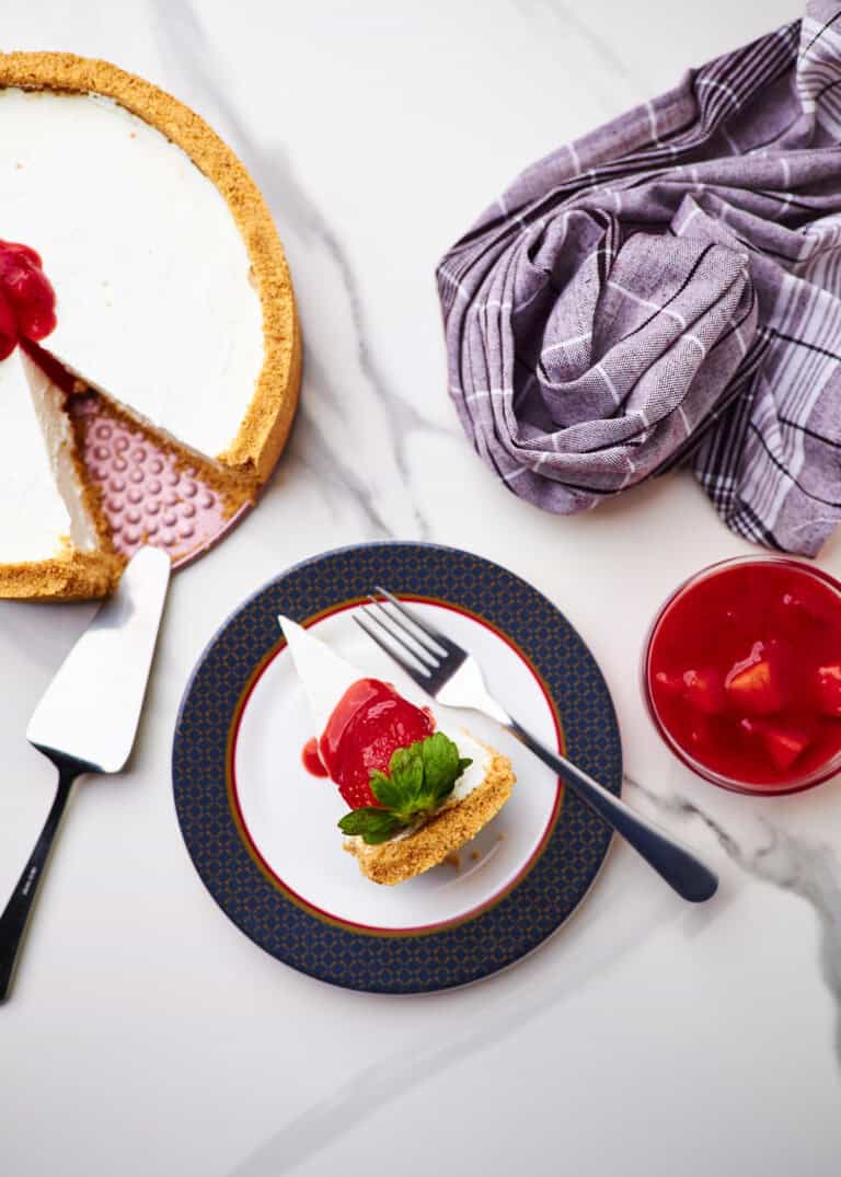 No-Bake Cheesecake with Cool Whip Recipe - Ambitious Foodie