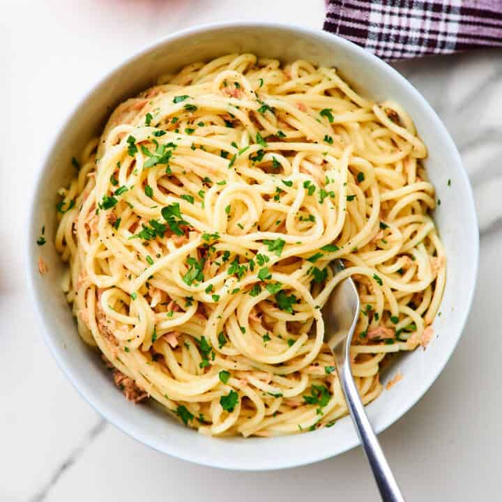 Easy Canned Tuna Pasta (15 Minutes!) - Ambitious Foodie